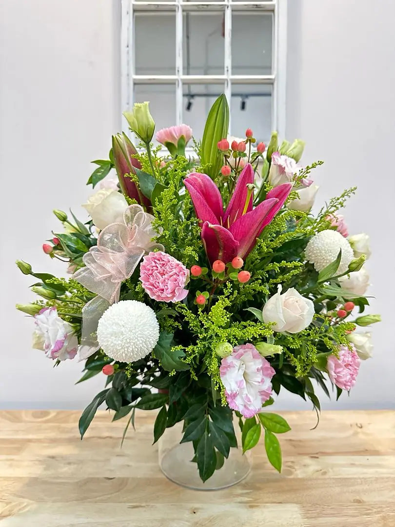 Vase – Bow dan Bunga